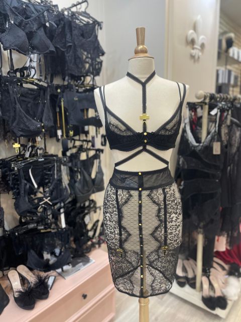 Paris: Private Lingerie Fitting activity - The Detailed Breakdown of the Experience