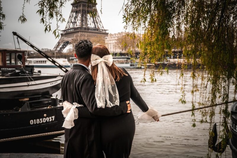 Paris: Private Photoshoot near any chosen Landmark - The Itinerary: How a Typical Photoshoot Unfolds