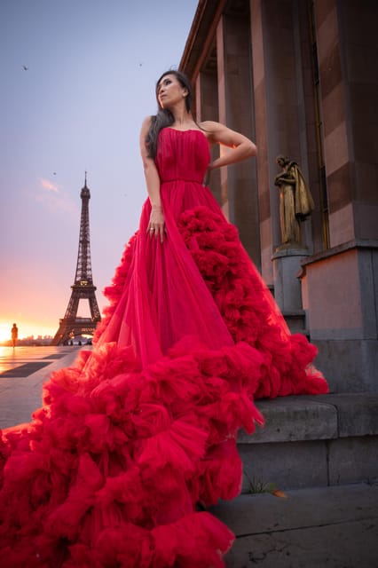 Paris: Private Photoshoot Near the Eiffel Tower - The Experience: What to Expect from Start to Finish