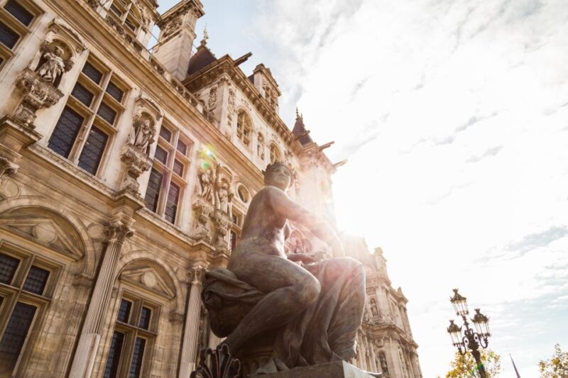 Paris: Private Tour with Locals  Highlights & Hidden Gems - Who Should Consider This Tour?