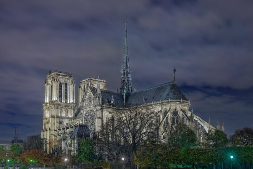 Paris: Private Tour with Personal Guide, Driver, and Vehicle - Exploring Paris with a Private Guide and Vehicle