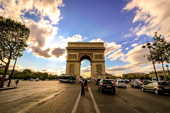 Paris: Private Walking Tour of 3 hours - The Practical Side: Duration, Price, and Accessibility