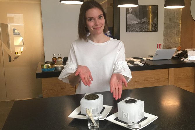 Paris Private Wine Tasting and Walk - Setting the Scene: Meeting and Pickup Points