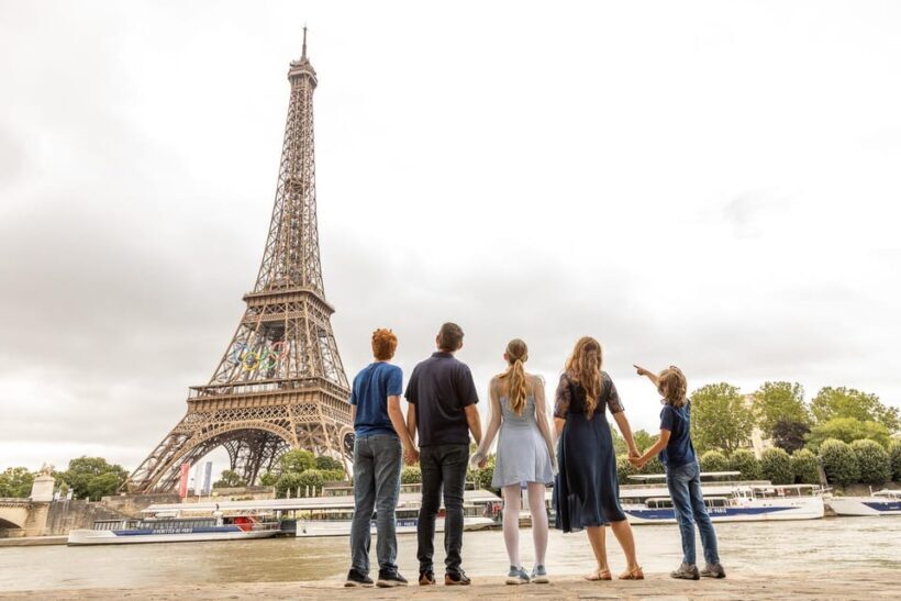 Paris: Professional Photoshoot - An In-Depth Look at the Paris Photoshoot Experience