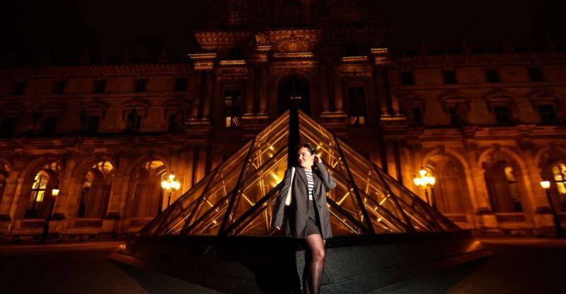 Paris: Professional Photoshoot with 300+ Photos + 1 present - The Experience Provider and Reviews