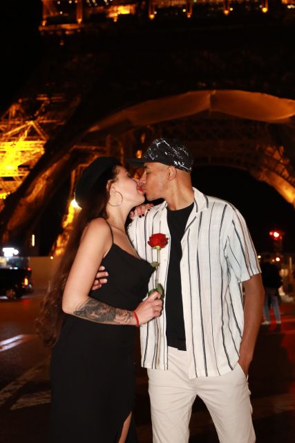 Paris: Professional Photoshoot with 300+ Photos + 1 present - Price and Value Analysis