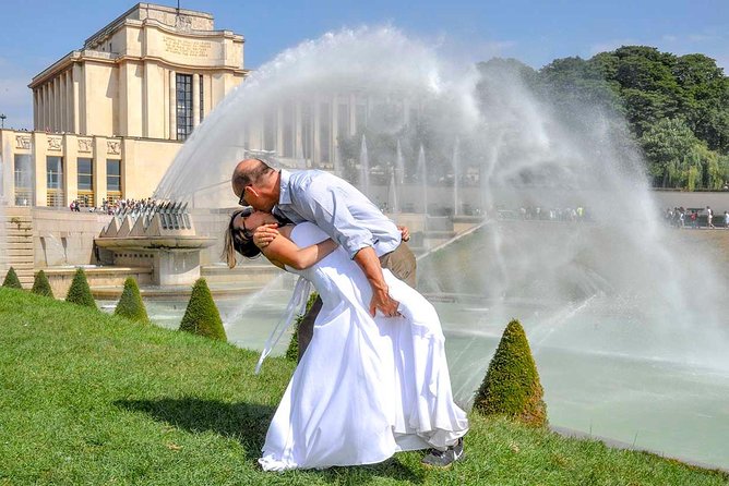 Paris Renew Your Wedding Vows Experience With Professional Photographer - Traveler Reviews and Feedback