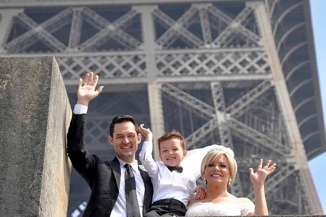 Paris Renew Your Wedding Vows Experience With Professional Photographer - Capturing the Magic of Paris