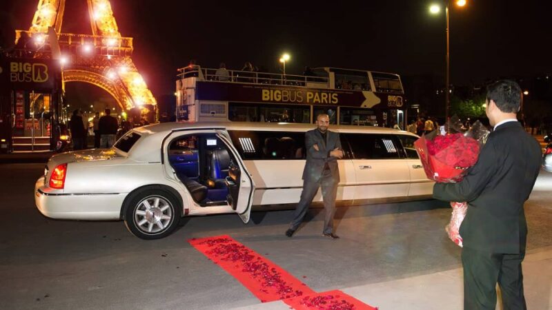 Paris: Romantic Limousine Tour - FAQ