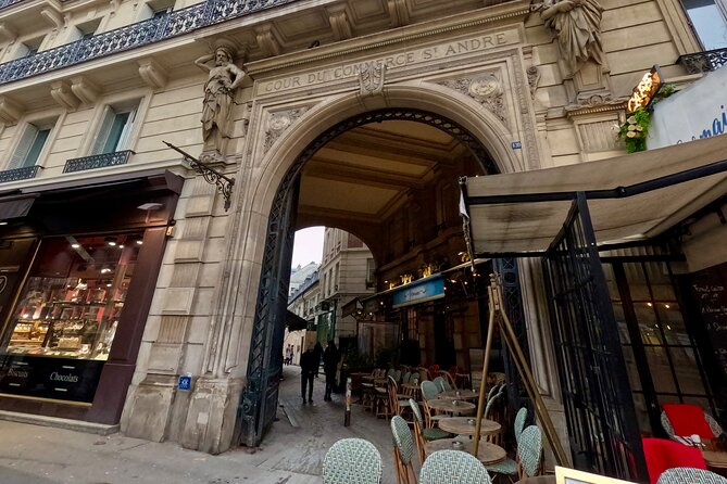 Paris Saint Germain Des Pres Walking Tour With Cruise Option - Booking and Cancellation Policy