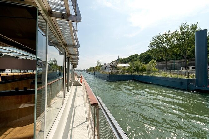 Paris Seine River Cruise with 1/2/3 Days HOHO Combos - Who Should Consider This Tour?