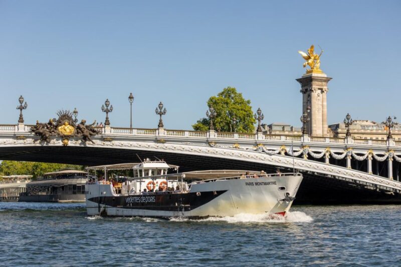 Paris: Seine River Cruise with a Live Guide - Authentic Experiences Highlighted by Travelers