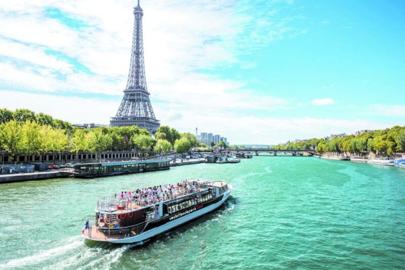 Paris: Seine River Cruise with a Live Guide - Who Will Love This Experience