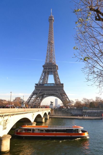 Paris: Seine River Panoramic Cruise - Meeting Point and Accessibility