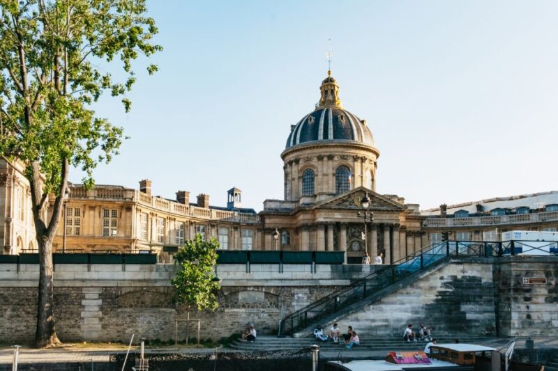 Paris: Seine River Panoramic Views Dinner Cruise - FAQ