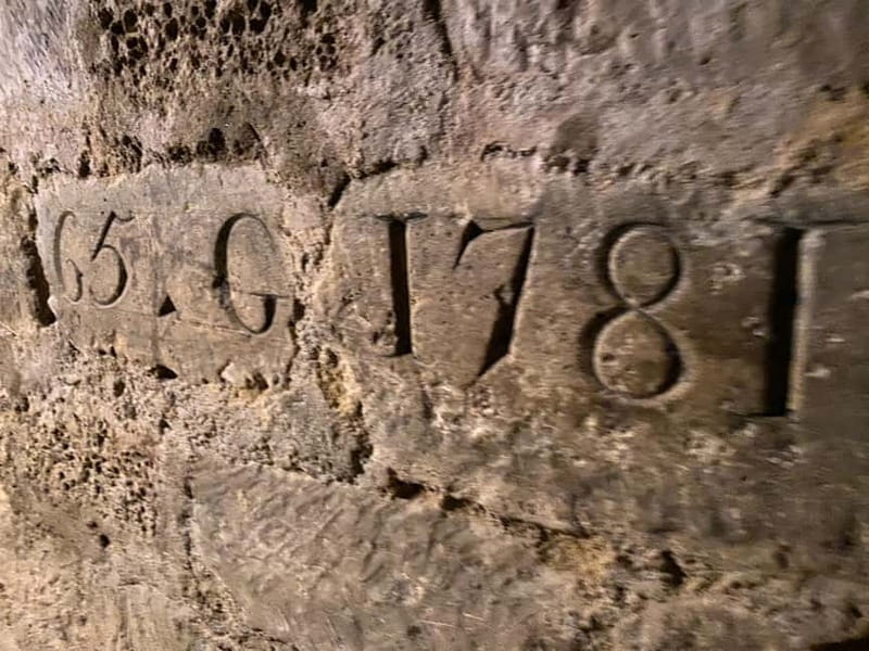 Paris: Small-Group Catacombs Tour with Skip-the-Line Entry - Authentic Insights from Reviewer Perspectives