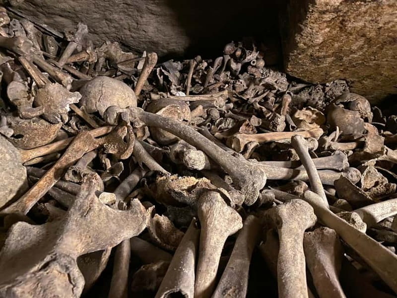 Paris: Small-Group Catacombs Tour with Skip-the-Line Entry - FAQ