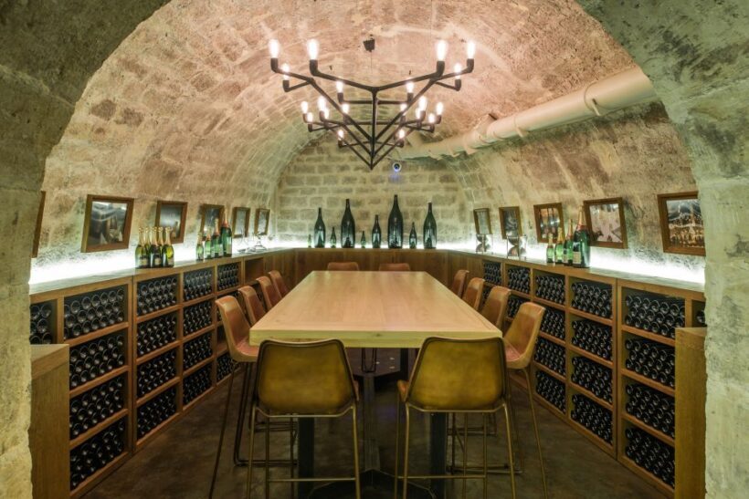 Paris: The Ultimate Wine and Cheese Tasting in English - What Makes the Experience Stand Out?