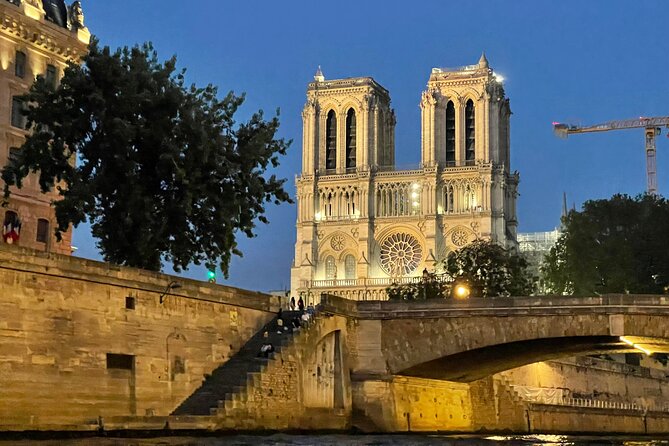 Paris Top Sights Seine River Private Boat Excursion - Frequently Asked Questions