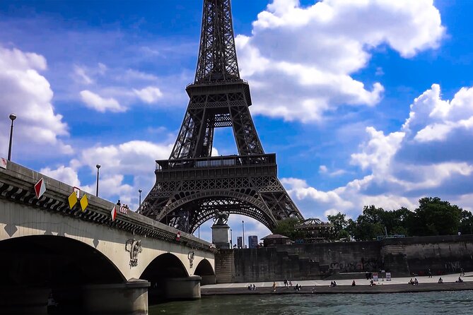 Paris Tour: Eiffel Tower Lunch, Boat Cruise, and Louvre Tour - Service Quality and Recommendations
