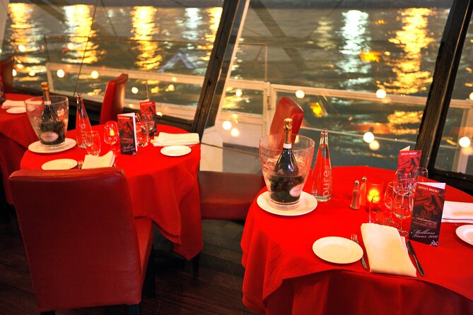 Paris Valentine's Day Dinner Cruise by Bateaux-Mouches - Who Will Love This Cruise?
