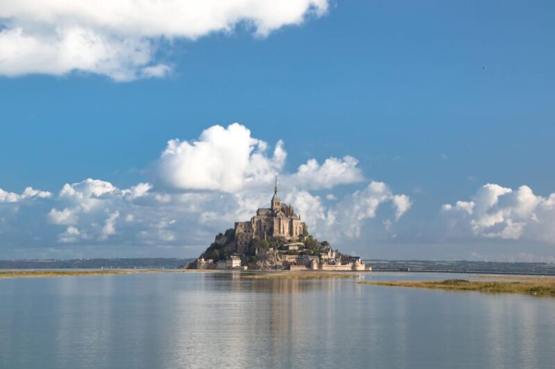 Paris VIP: Le Mont Saint Michel Chauffeur Driven Tour 14hrs - Key Points