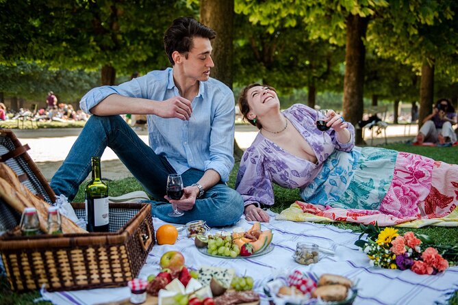 Parisian Romantic Picnic - Serene and Romantic Settings