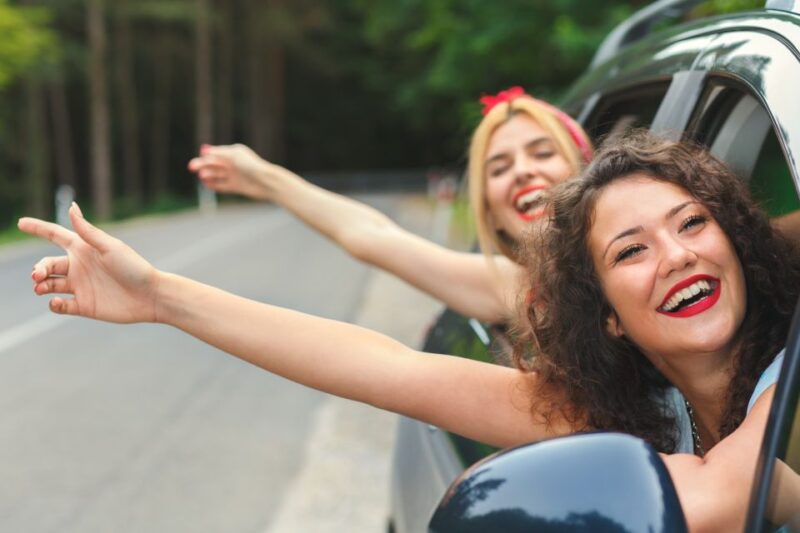 Paris's Old Town and Top Attractions Private Car Tour - A Deep Dive into the Tour Itinerary