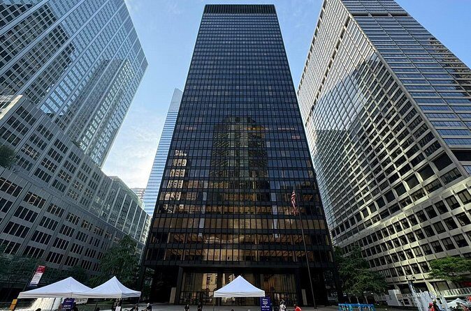 Park Avenue : NYC Architecture Private Walking Tour - Seagram Building: Modernist Masterpiece