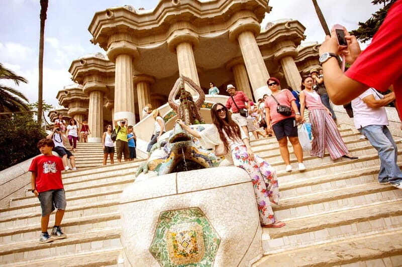 Park Güell: Guided Tour with Optional Gaudí Experience Entry - The Heart of the Tour: In-Depth Breakdown
