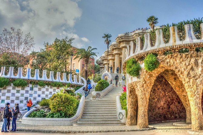 Park Guell: Skip the Line Guided Tour - Customer Experiences: Negative Feedback