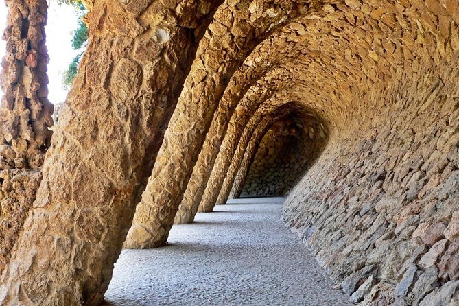 Park Güell With Skip the Line Tickets and Hotel Pickup - Tips for Your Visit