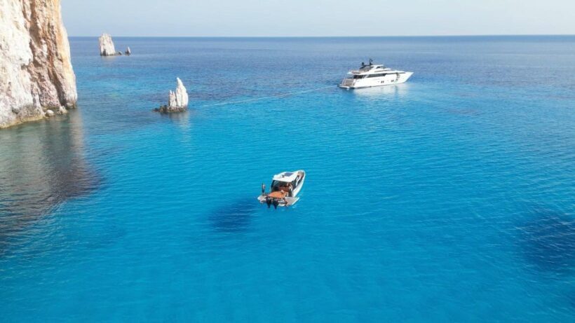Paros: Private Paros and Antiparos Luxury Speedboat Tour - Who Is This Tour Best For?