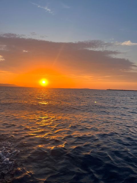 Paros: Sunset Boat Tour to Antiparos with Wine - Authenticity and Quality of the Guides