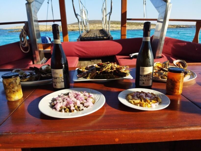 Paros: Traditional Gulet Shared or Private Island Cruise - Practical Tips