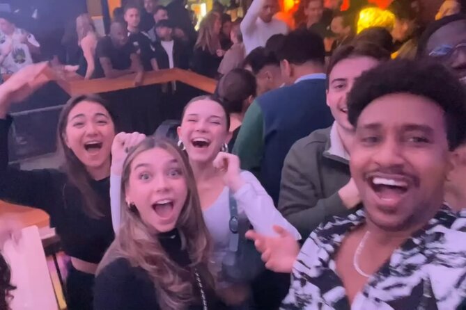 Party and Meet : Best Bars in Paris With International Travelers - Transportation and Accessibility