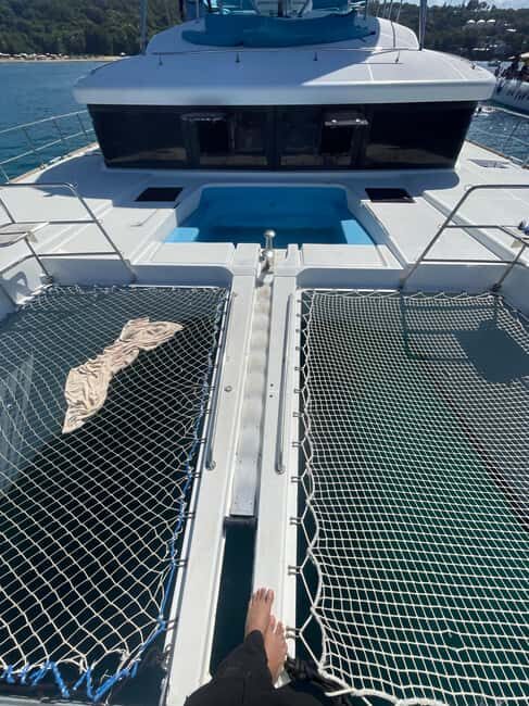 Party boat Catamaran: Lunch Drinks & Jacuzzi Puerto plata - The Sum Up