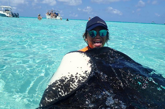 Party Boat Cruise - FAQs About the Party Boat Cruise