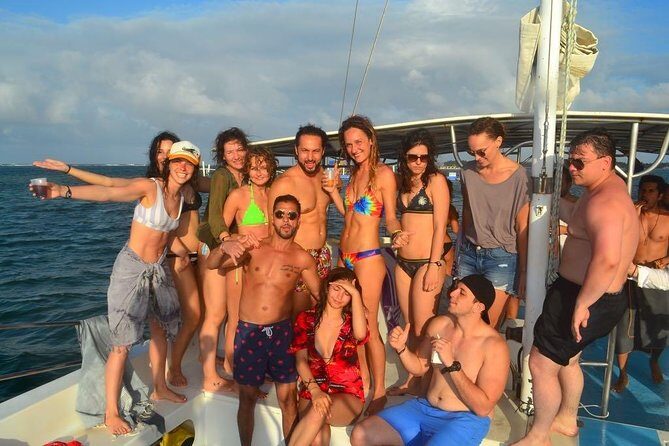 Party boat in Catamaran with Open Bar Only Adults + Snorkeling - Analyzing the Value