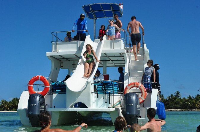 Party boat, Snorkeling, Sand-bar open bar in Bávaro Beach - Final Thoughts: Is It Worth It?