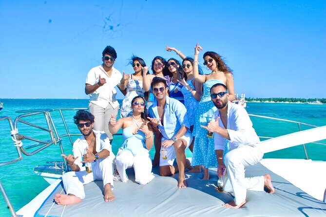 Party Booze Boat Fiesta Sand Bar-Snorkeling-Music-Drinks-Dancing - Group Size & Booking