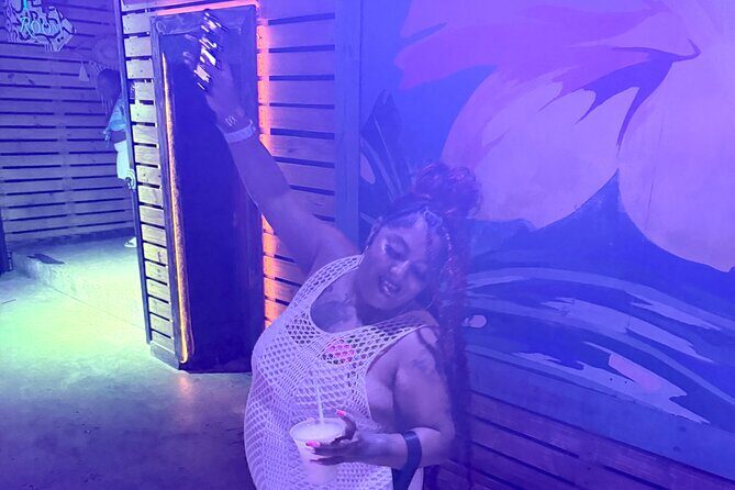 Party Bus Experience in San Juan, Puerto Rico - FAQ