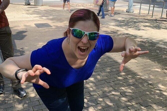 Pasadena City Scavenger Hunt Excursion by Zombie Scavengers - Key Points