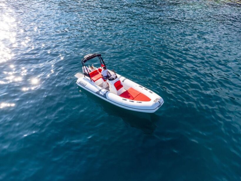 Pascià Oromarine S65 Self drive boat rental Amalfi Coast - Key Points