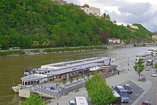 Passau - Castle tour with viewpoint Linde Battery & the St Georges Chapel - St. Georges Chapel: A Hidden Gem