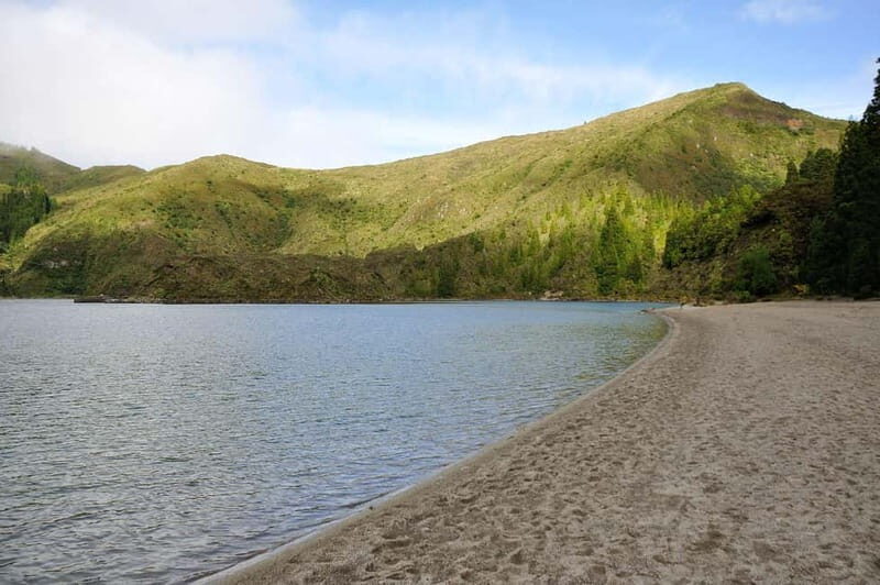 Passeio de dia Lagoa do Fogo 50 4 horas de paseio - Who Will Love This Tour?