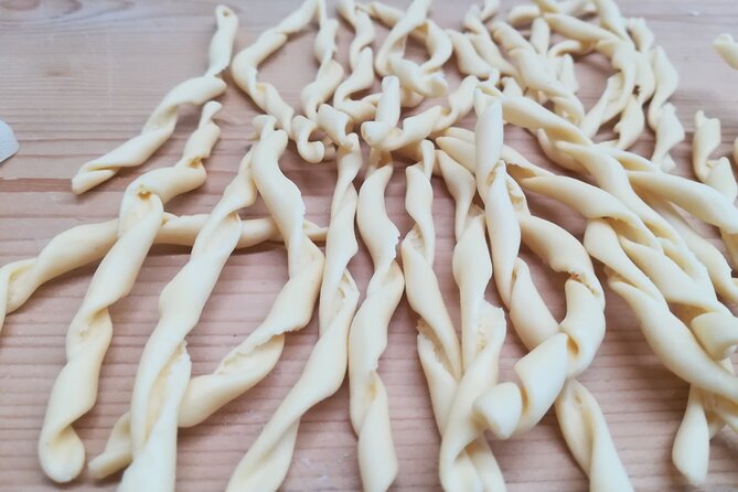 Pasta Cooking Lesson and Lunch on Garda Lake - Meeting Point and Schedule