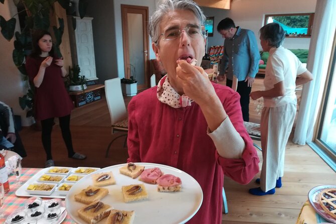 Pasta Cooking Lesson and Lunch on Garda Lake - Sauces and Seasonings