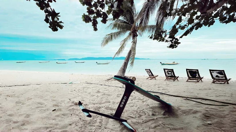 Pattaya: 1-Hour E-Foil Experience with Professional - The Location and Setting