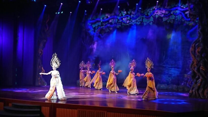 Pattaya: Alcazar Cabaret Show VIP Seat with Private Transfer - What to Expect from the Alcazar Cabaret Show